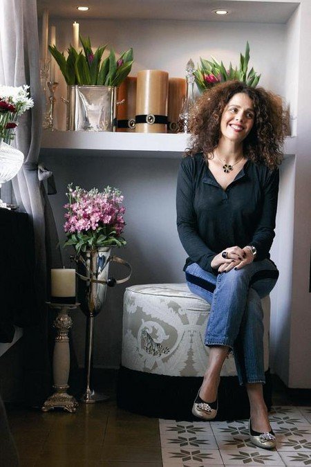 הספה לובשת פראדה - Decor Report